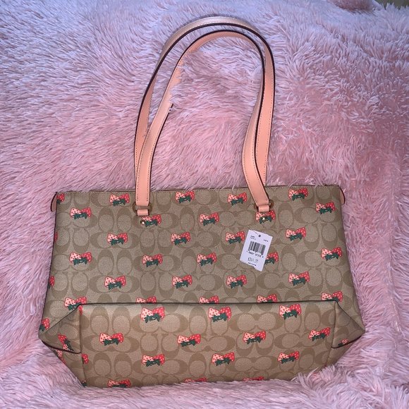 Coach | Bags | Coach Gallery Tote In Signature Canvas With Strawberry ...